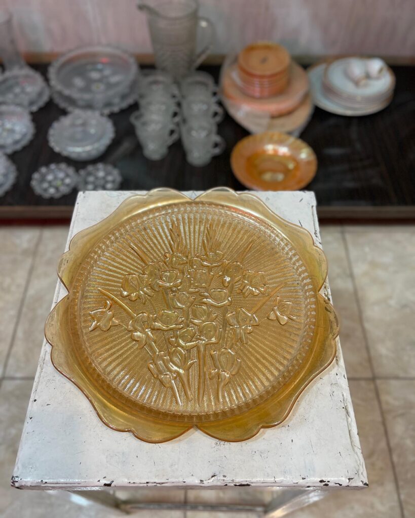 سینی زنگاری اصل آمریکا و قدیمی مرجع تخصصي فروش اجناس قدیمی، عتیقه جات
